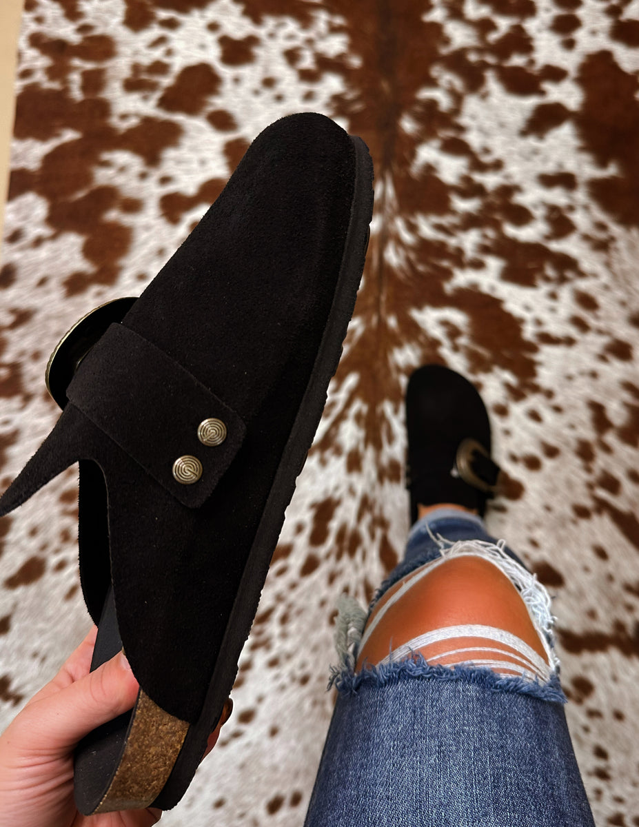 The Bristol Clogs- Black – MadisonJules